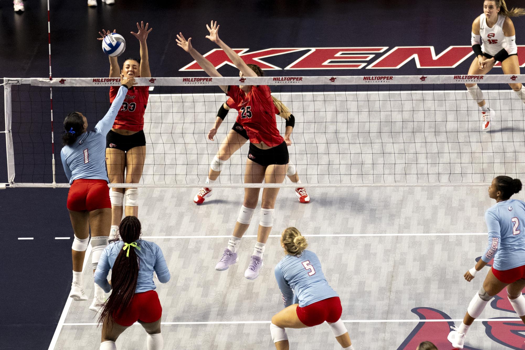WKU Volleyball sweeps Liberty, finishes C-USA play 18-0 - WKUHerald.com